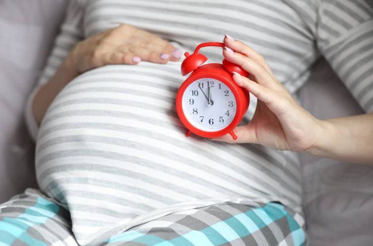 Posibles complicaciones del parto tardío | LetsFamily
